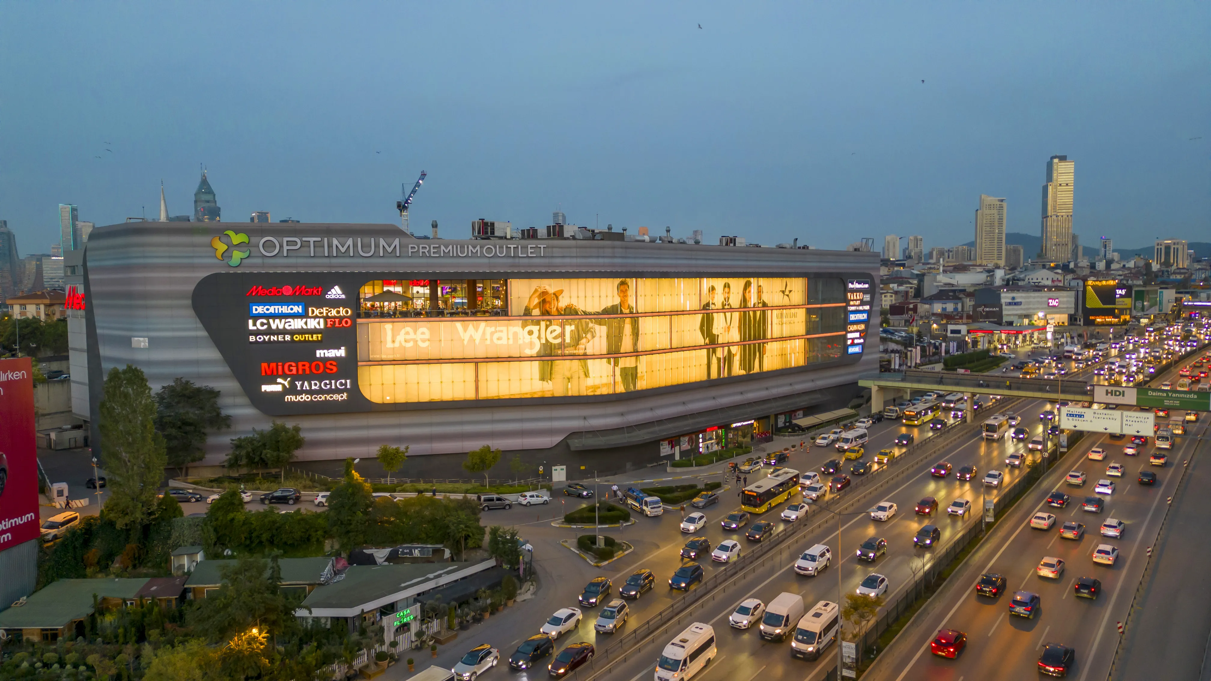 İstanbul Optimum Premium Outlet - Rönesans Gayrimenkul
